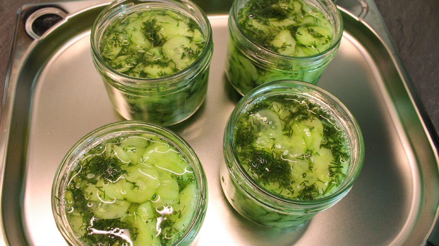 Knackigen Gurkensalat einkochen für Anfänger | Dragonflys Home&Garden